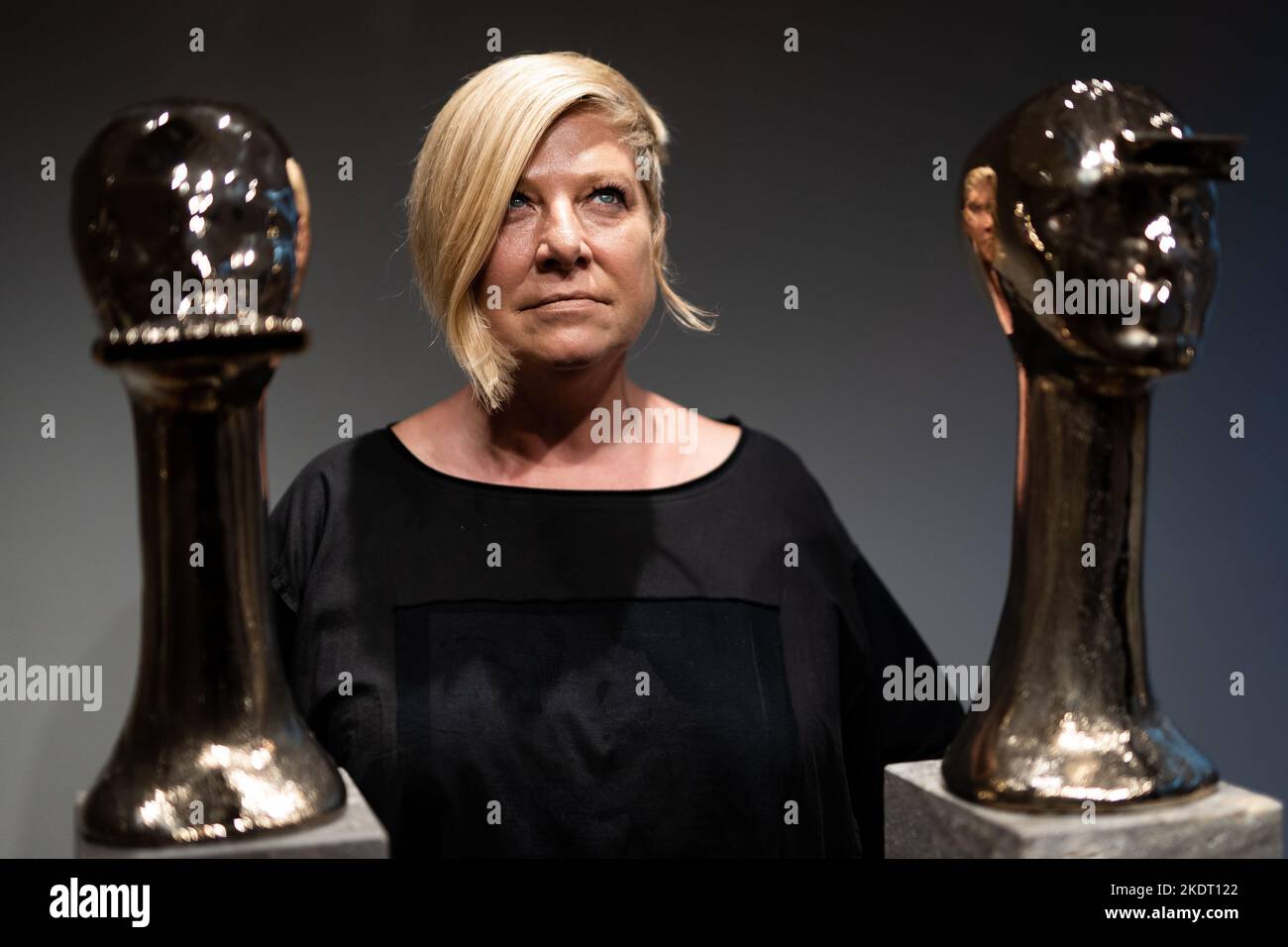 Sculptor Beth Cullen Kerridge with VOCAL PIPER 2022 and WISDOM PIPER ...