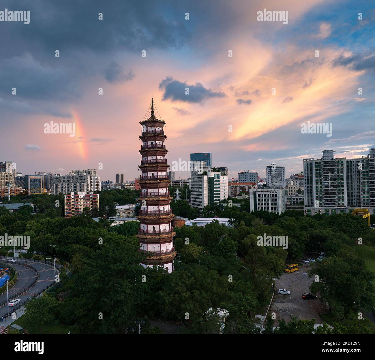 Hunting towers hi-res stock photography and images - Alamy