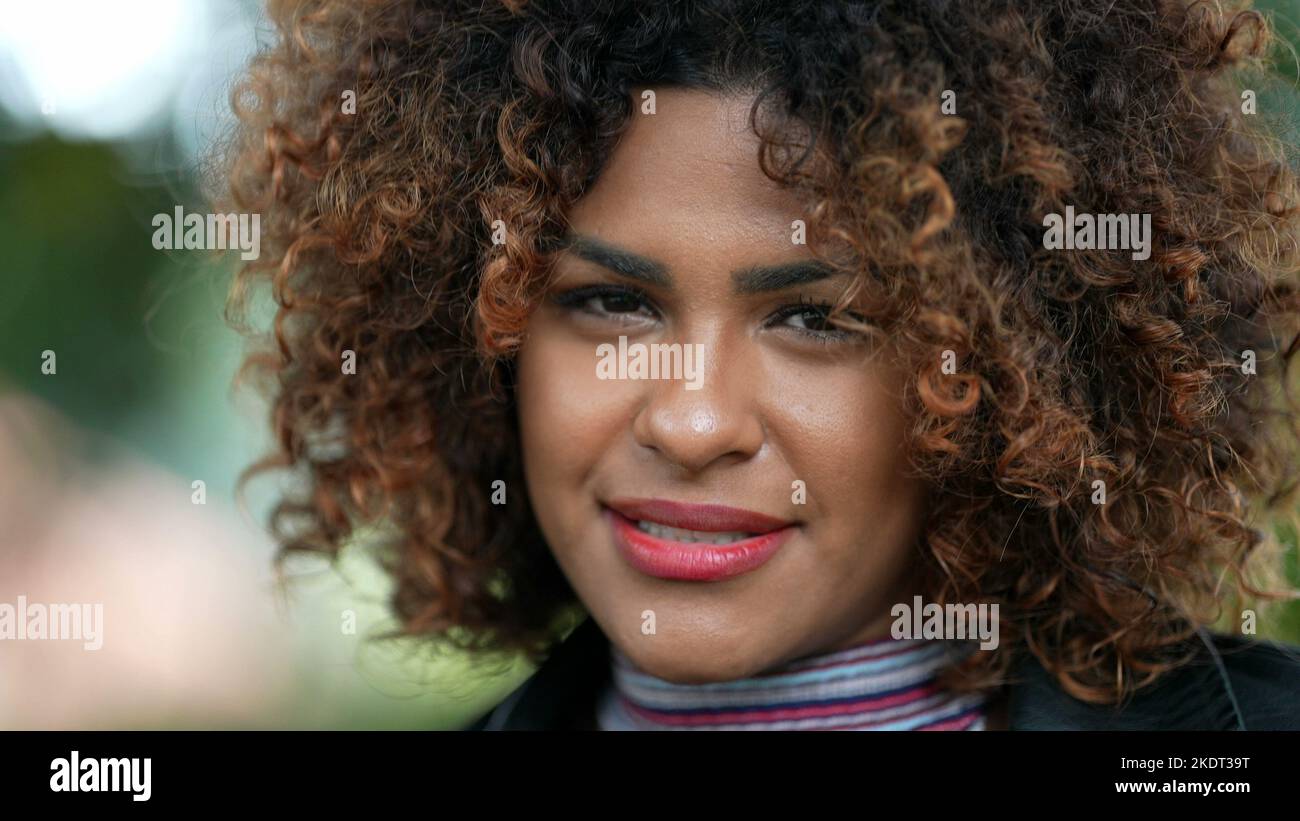 happy black African woman with curly hair nodding yes agreeing Stock ...