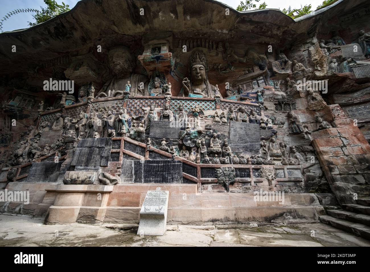 Dazu grottoes hi-res stock photography and images - Alamy
