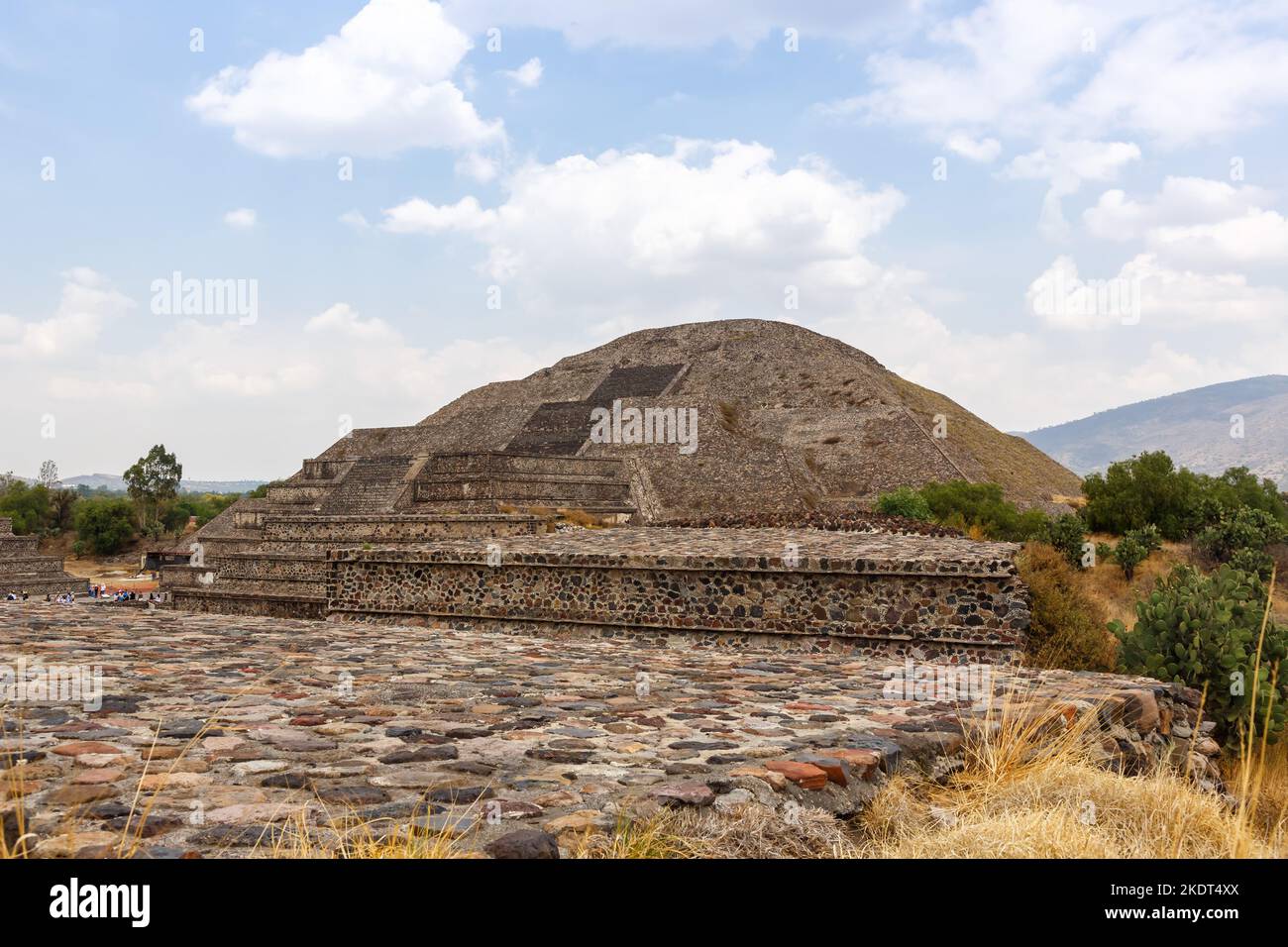 Teotihuacan, Mexiko - 15. April 2022: Pyramid Of The Moon Mondpyramide ...