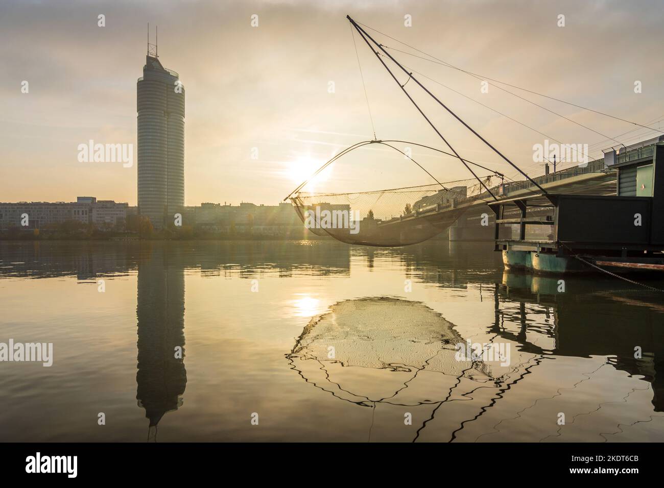 Wien, Vienna: river Donau (Danube), Millennium Tower, Daubel fishing ...