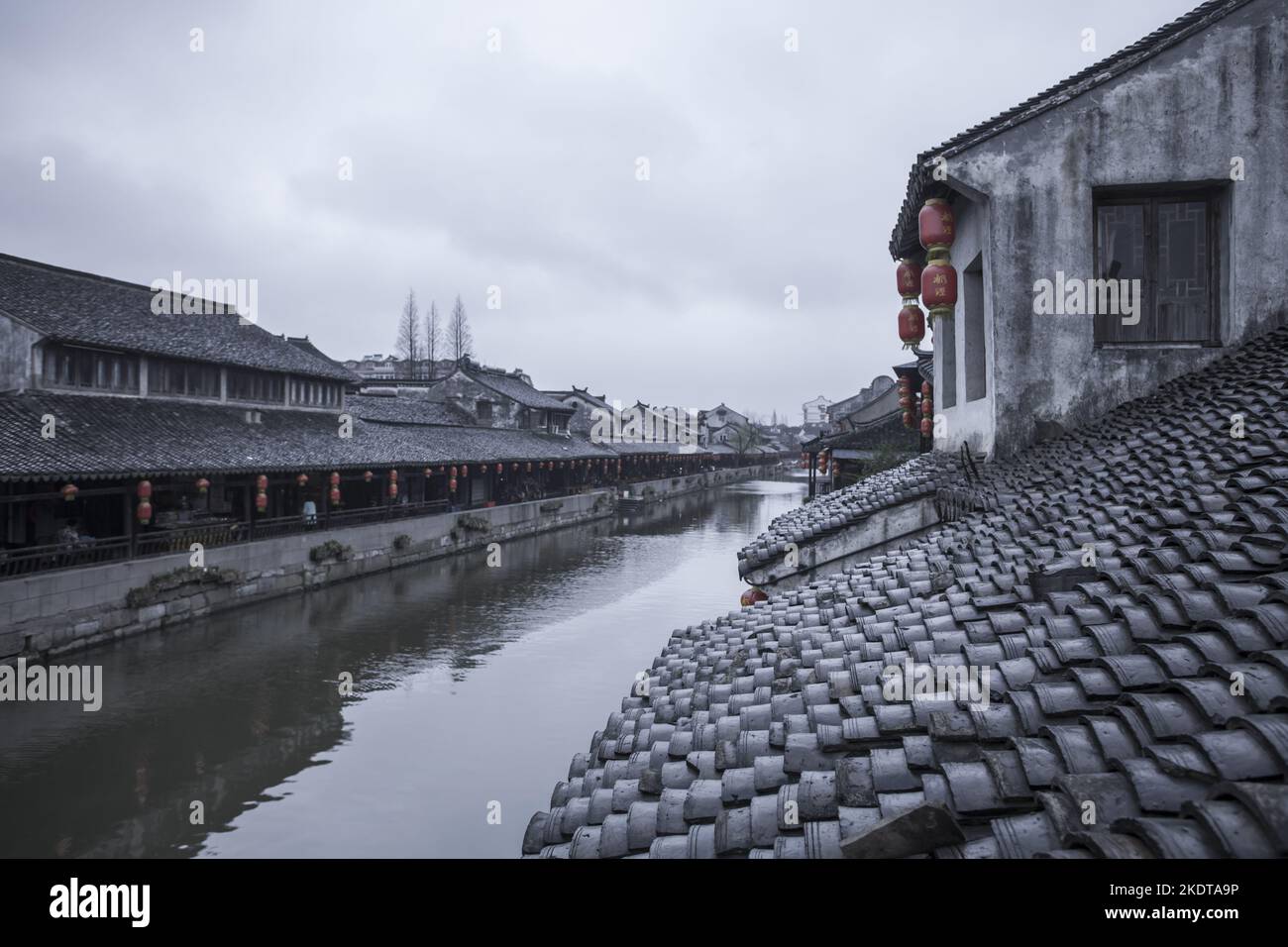 Shanghai fengjing ancient town Stock Photo - Alamy