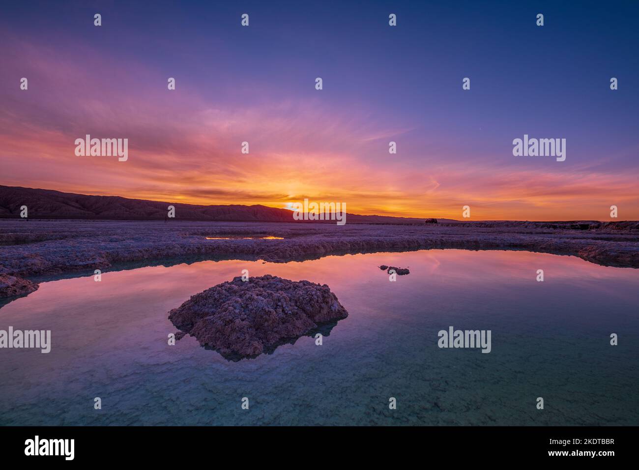 Saline alkali qinghai tourism hi-res stock photography and images - Alamy