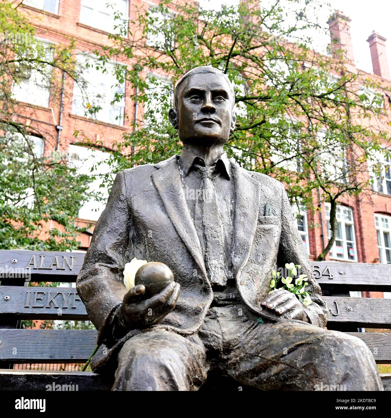 Alan Turing statue Stock Photo - Alamy