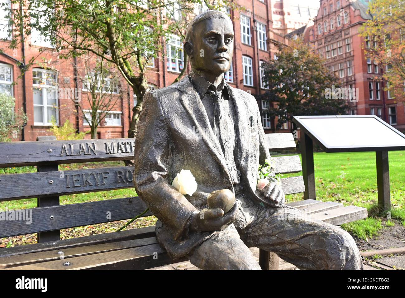 Alan Turing statue Stock Photo - Alamy