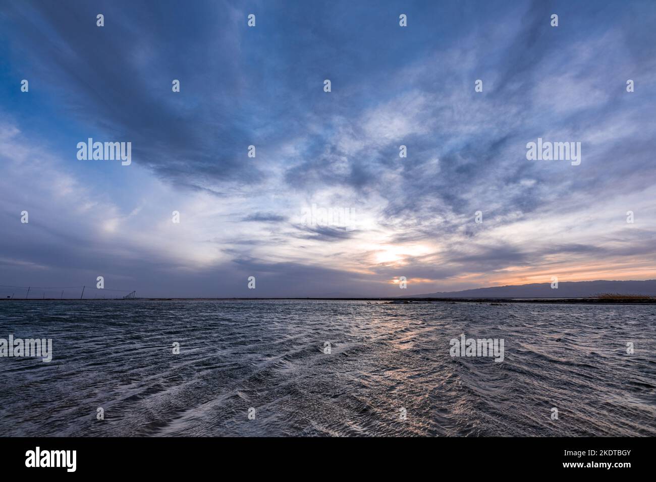 Mountain cliff jade lake hi-res stock photography and images - Alamy