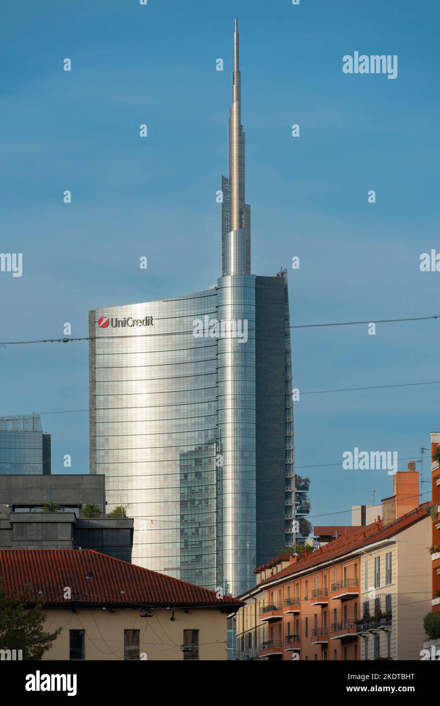 Milan unicredit tower hi-res stock photography and images - Alamy