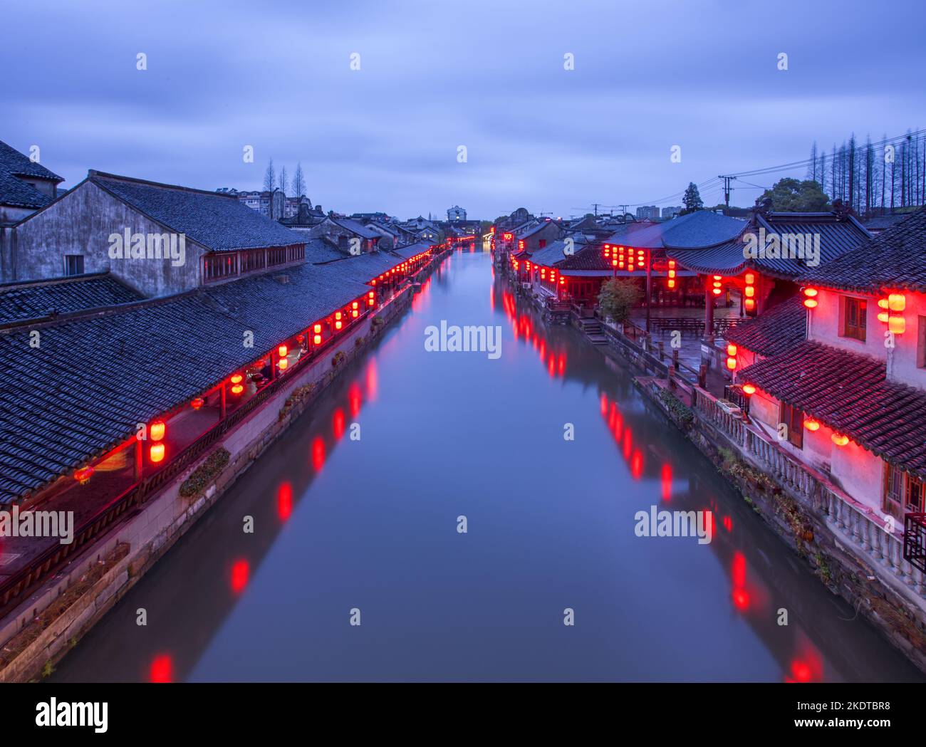 Shanghai fengjing ancient town Stock Photo - Alamy