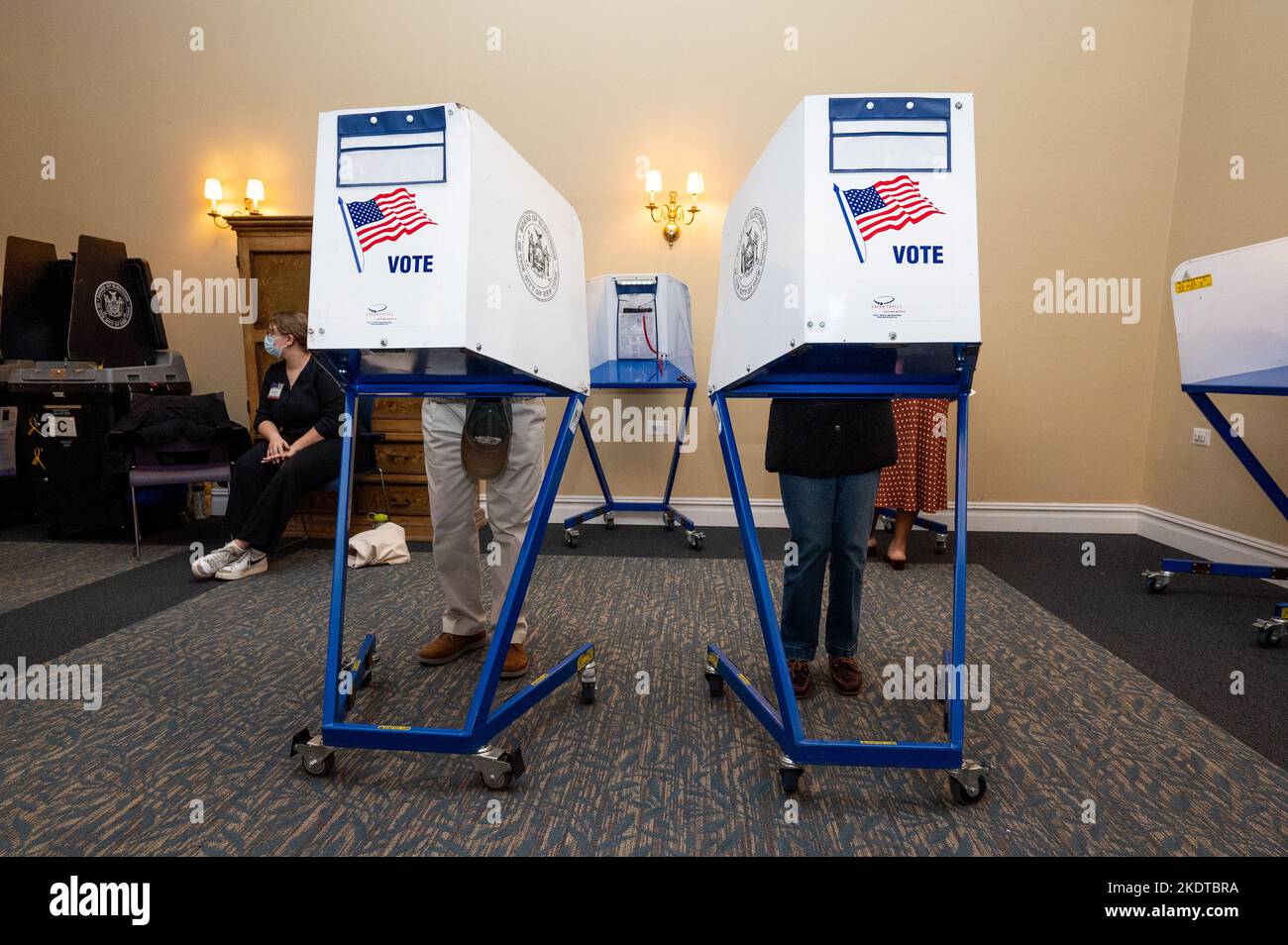 Privacy booths hi-res stock photography and images - Alamy