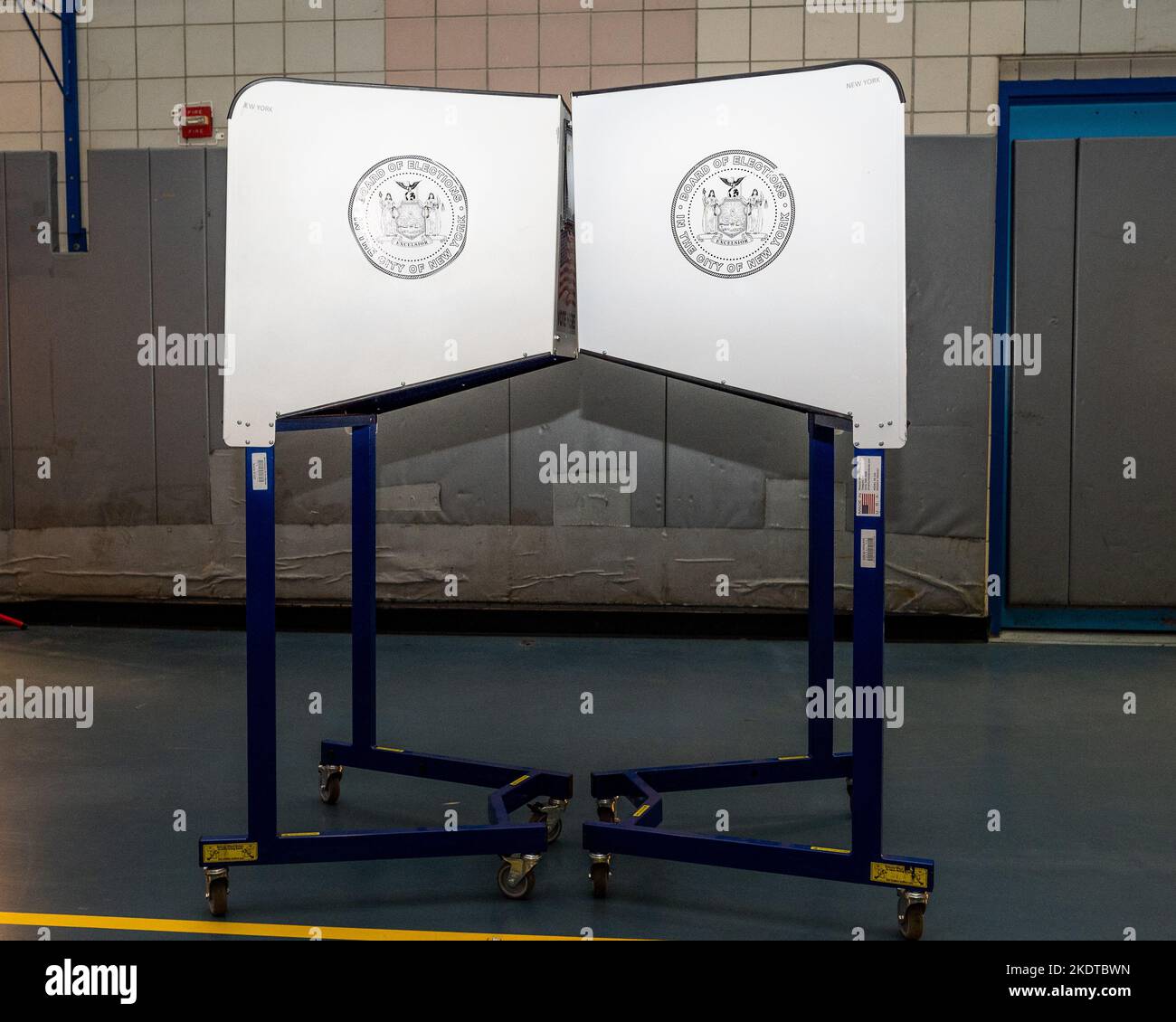 Privacy booths hi-res stock photography and images - Alamy