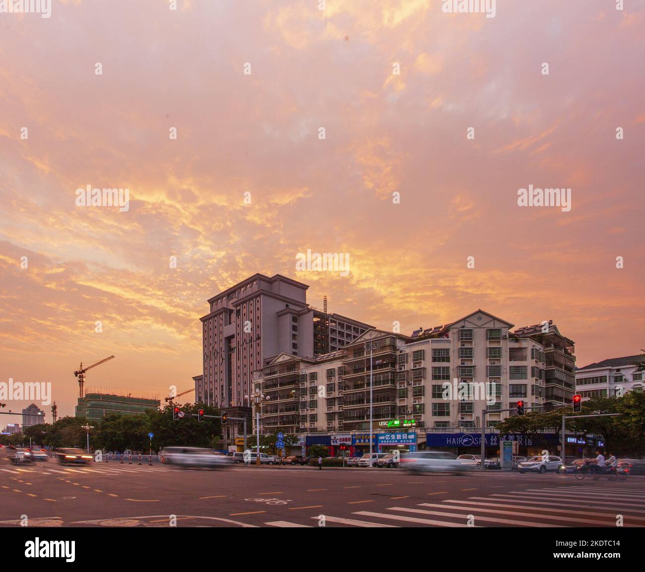 Sanya beauty crown hotel hi-res stock photography and images - Alamy