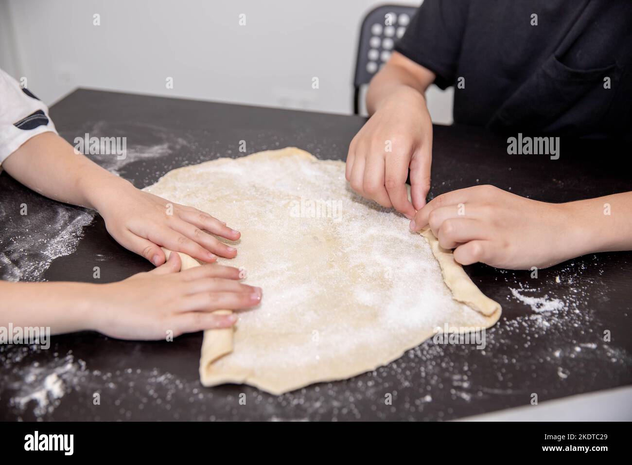 Many hands hi-res stock photography and images - Alamy