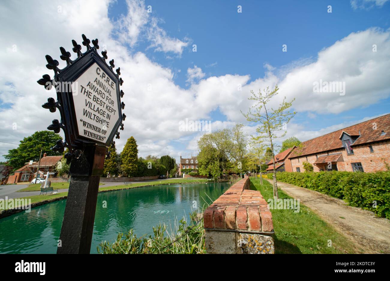 Idyllic village uk hi-res stock photography and images - Alamy