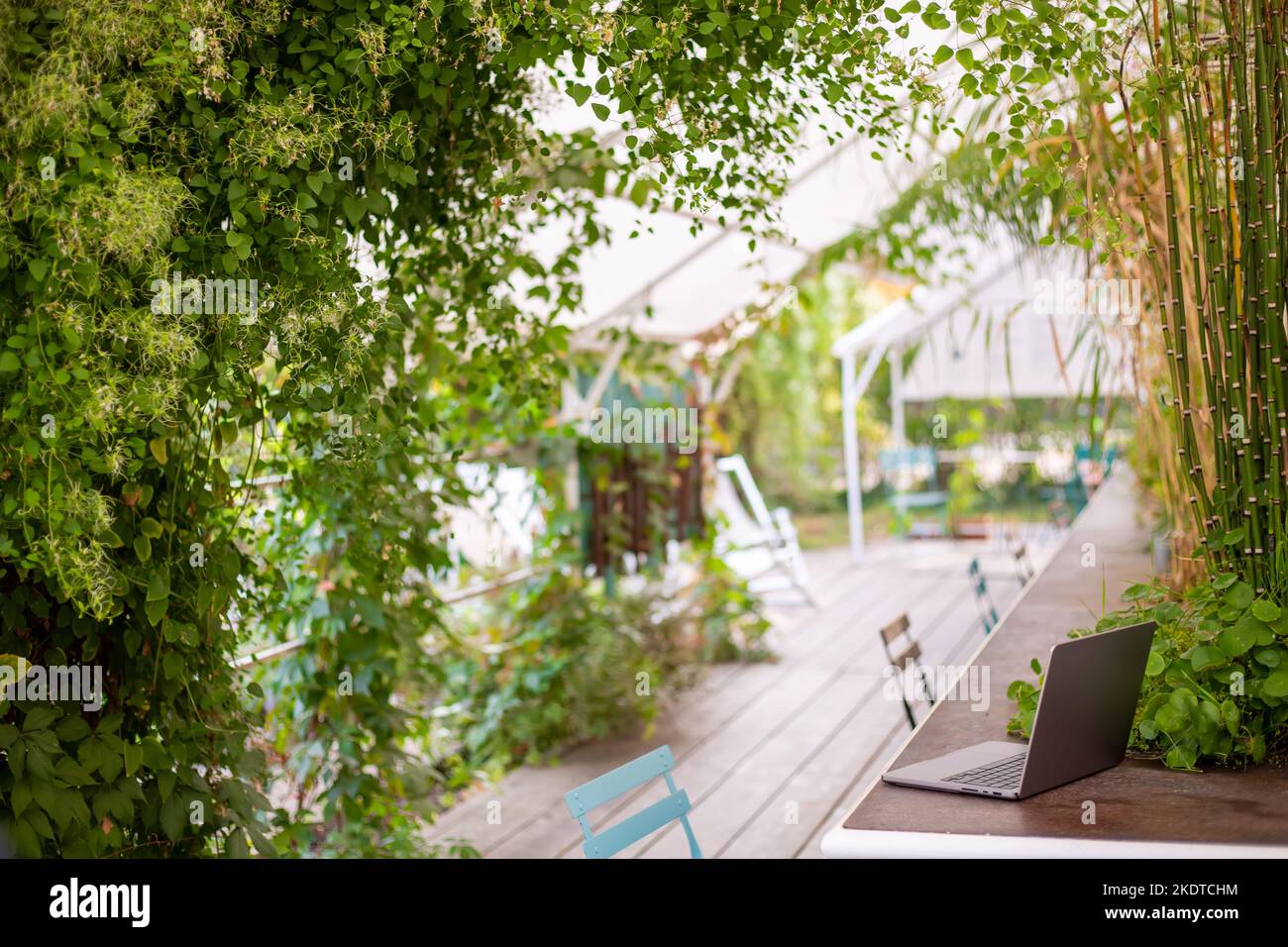 Digital classroom environment hi-res stock photography and images - Alamy