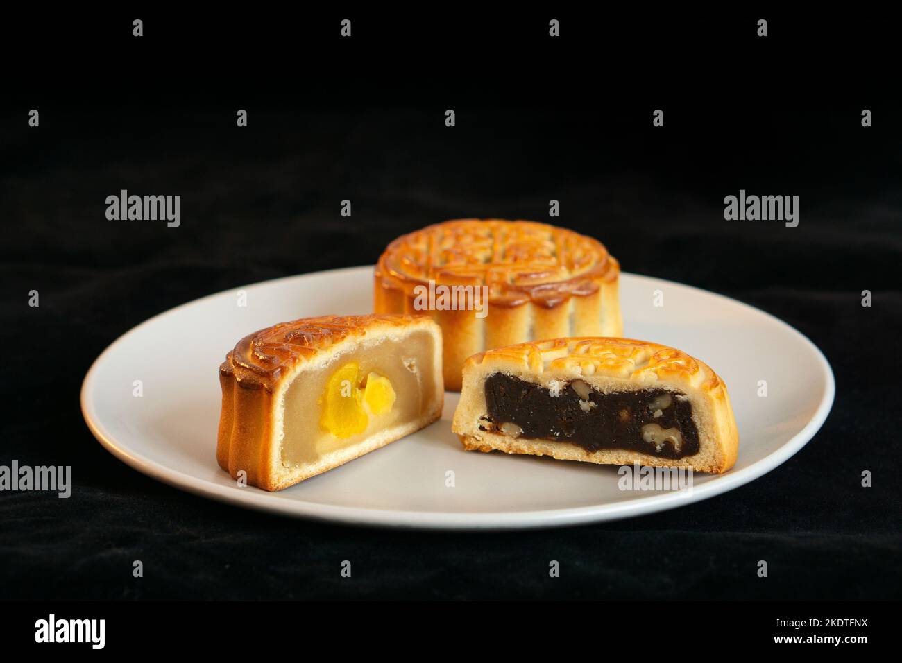 Mid Autumn Festival moon cake Stock Photo - Alamy