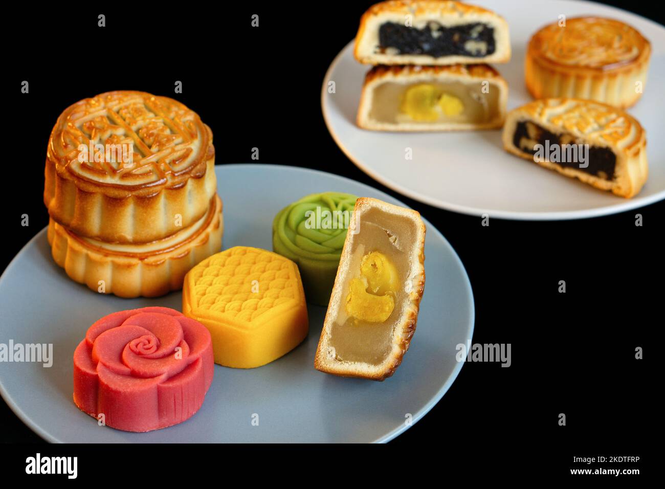 Mid Autumn Festival moon cake Stock Photo - Alamy