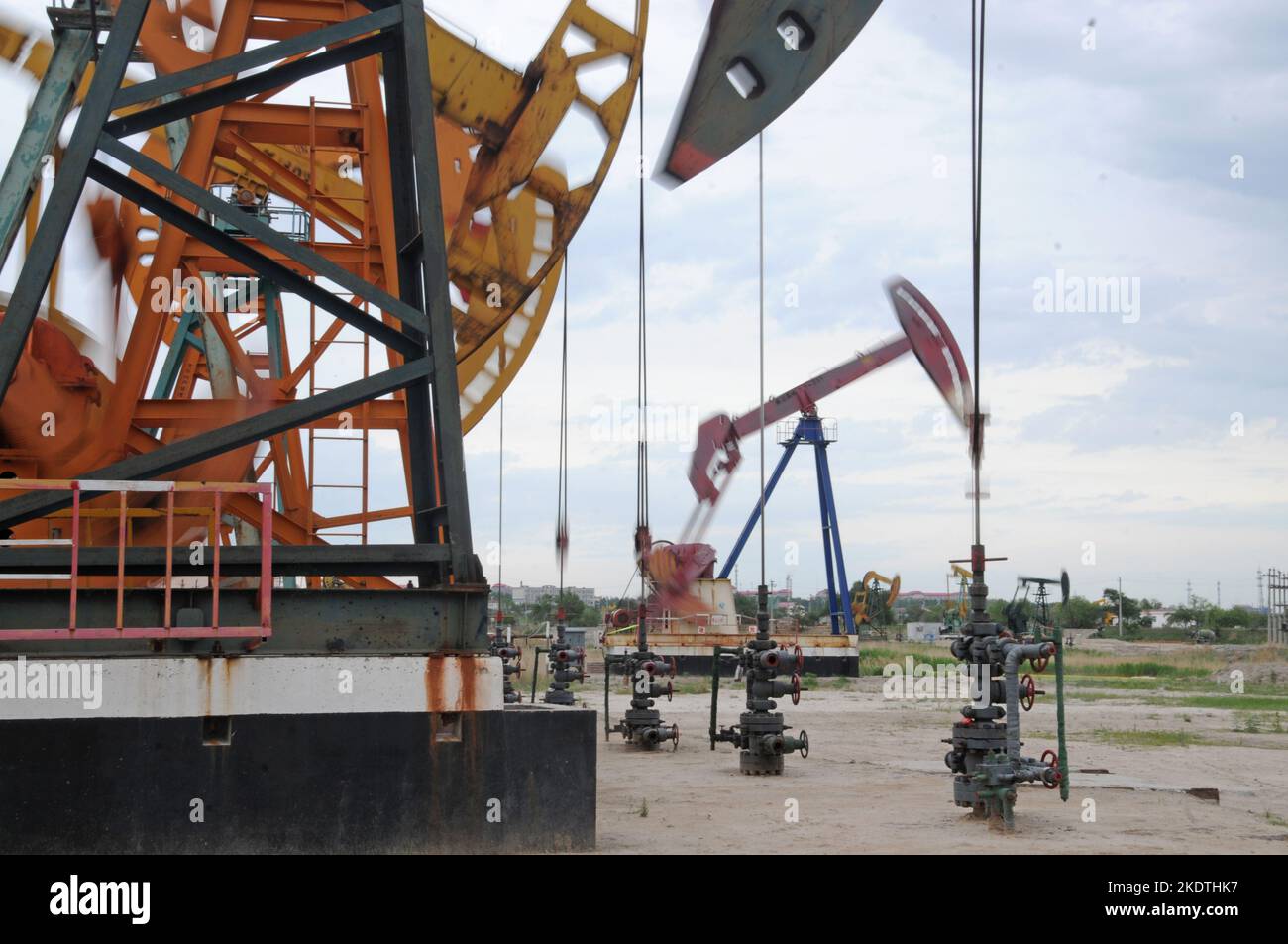 Daqing oil field, building green enterprise in one hundred Stock Photo ...