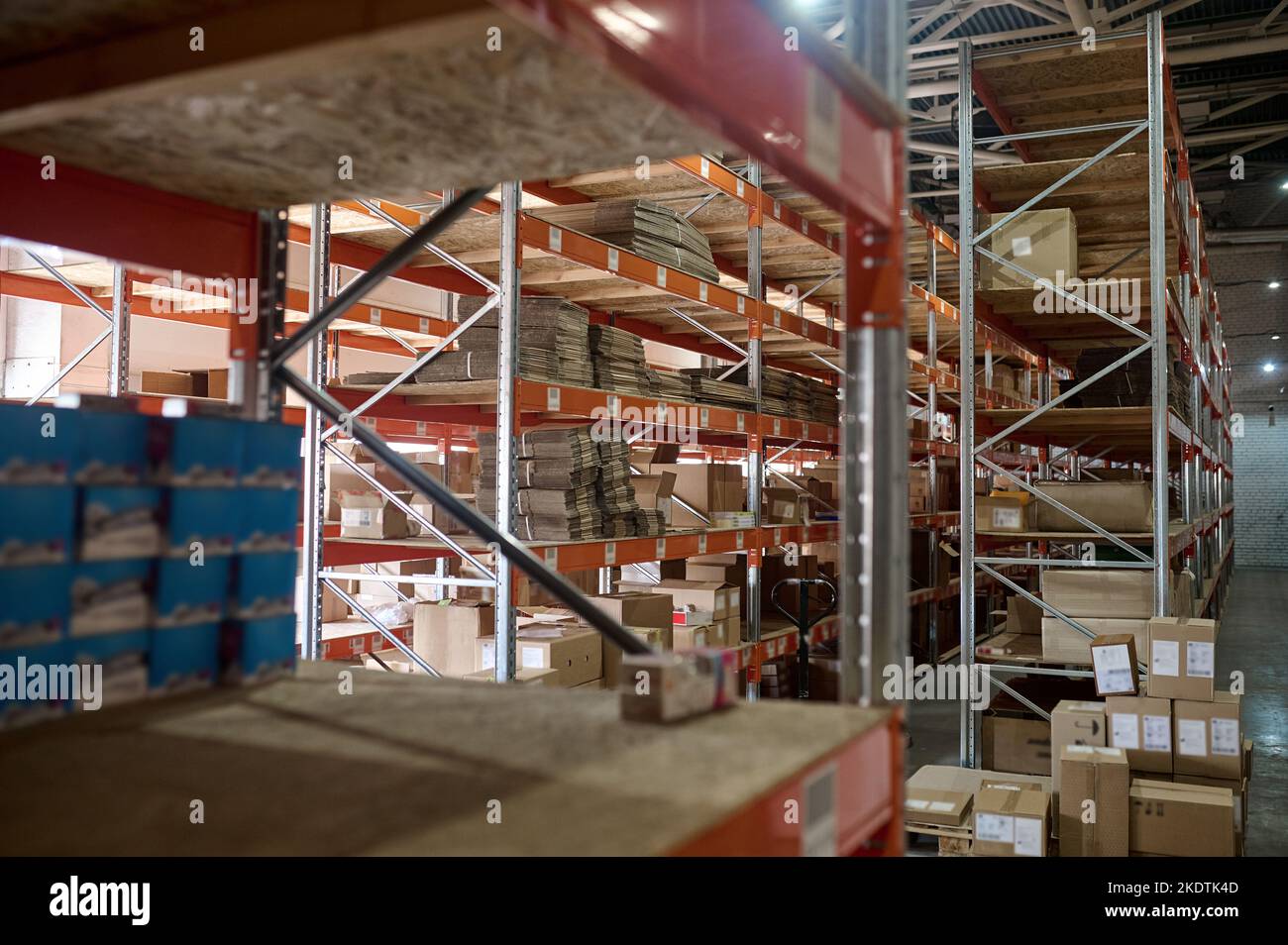 Interior loading dock hi-res stock photography and images - Alamy