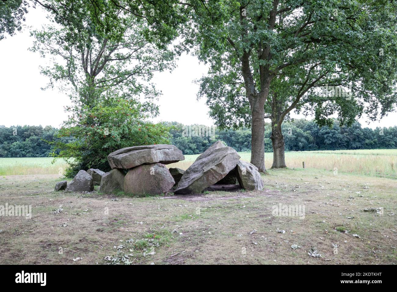 Hunebed d29 hi-res stock photography and images - Alamy
