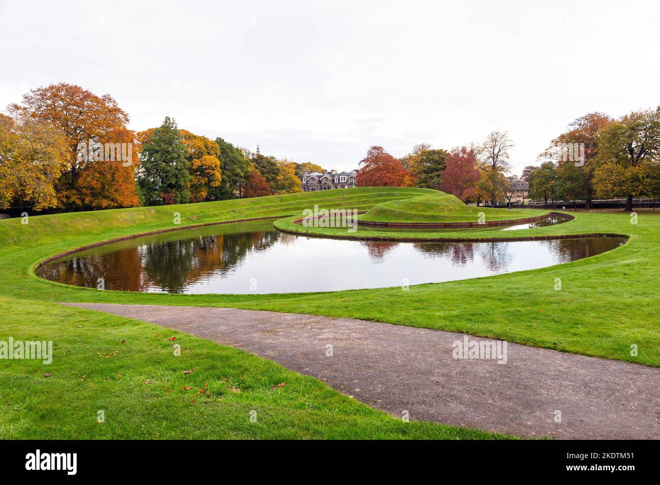 Landform created by Charles Jencks, Scottish National Gallery of Modern ...