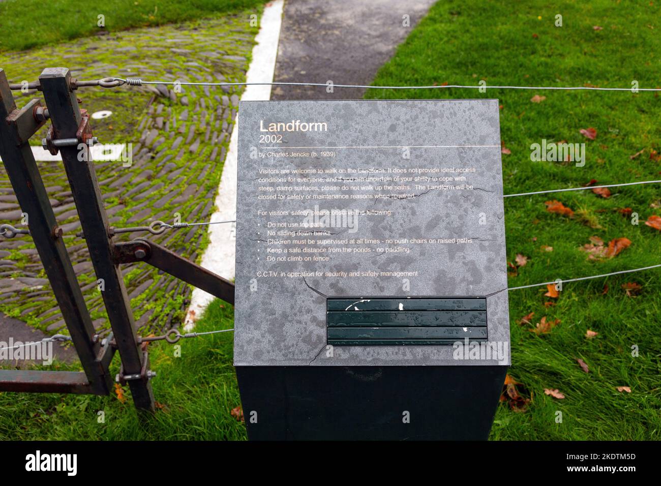 Landform created by Charles Jencks, Scottish National Gallery of Modern ...