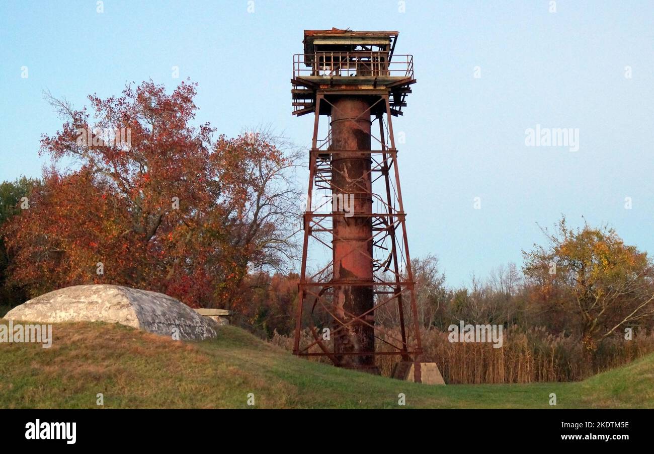 Coastal artillery gun fire control tower, at Fort Mott State Park, view ...