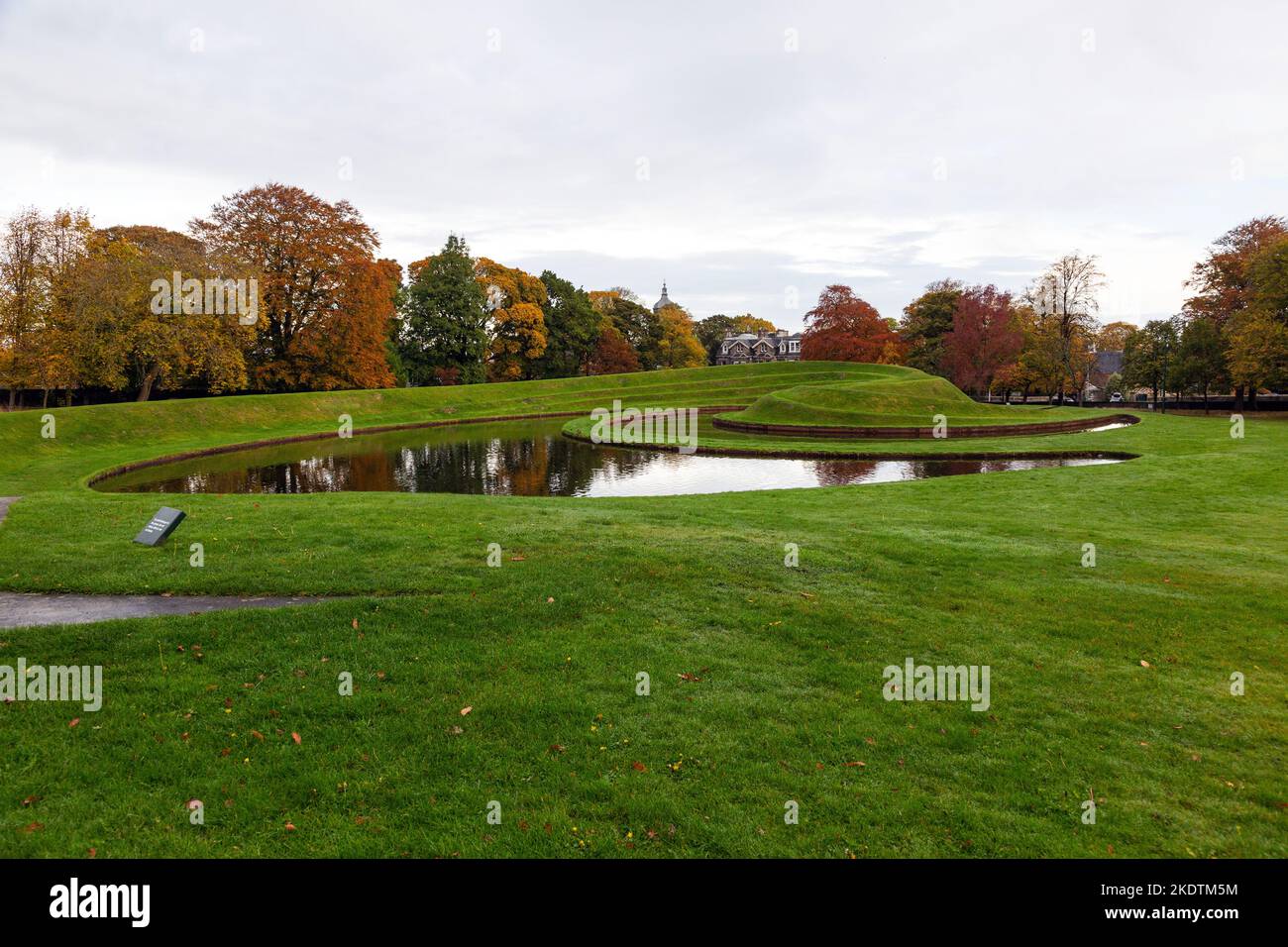 Landform created by Charles Jencks, Scottish National Gallery of Modern ...