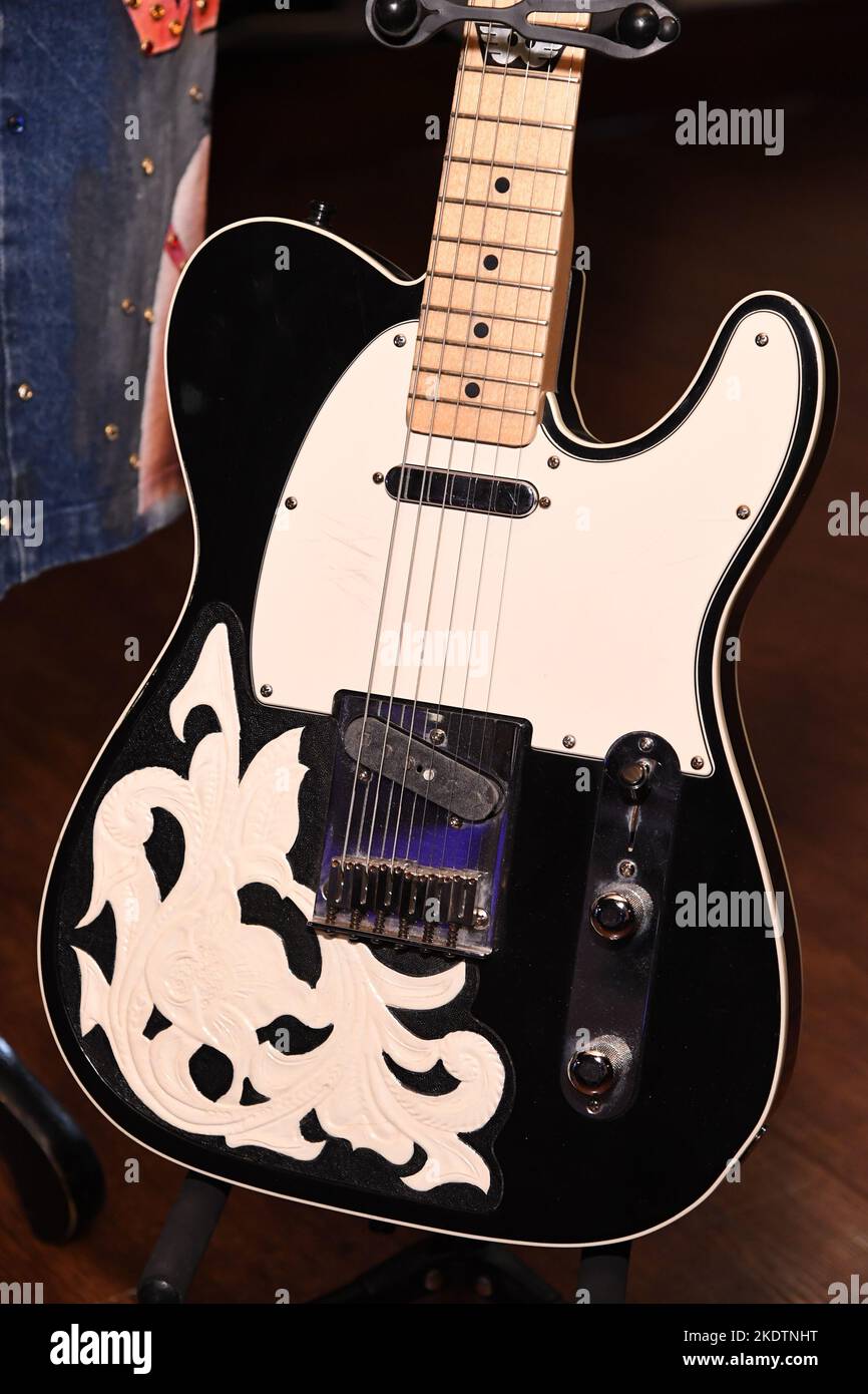 Waylon Jennings' owned Fender Telecaster electric guitar, estimate ...