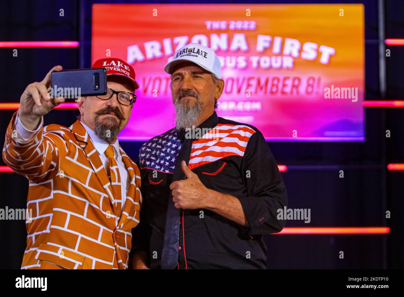 Republican party takes their show on the road for one last hurrah ...