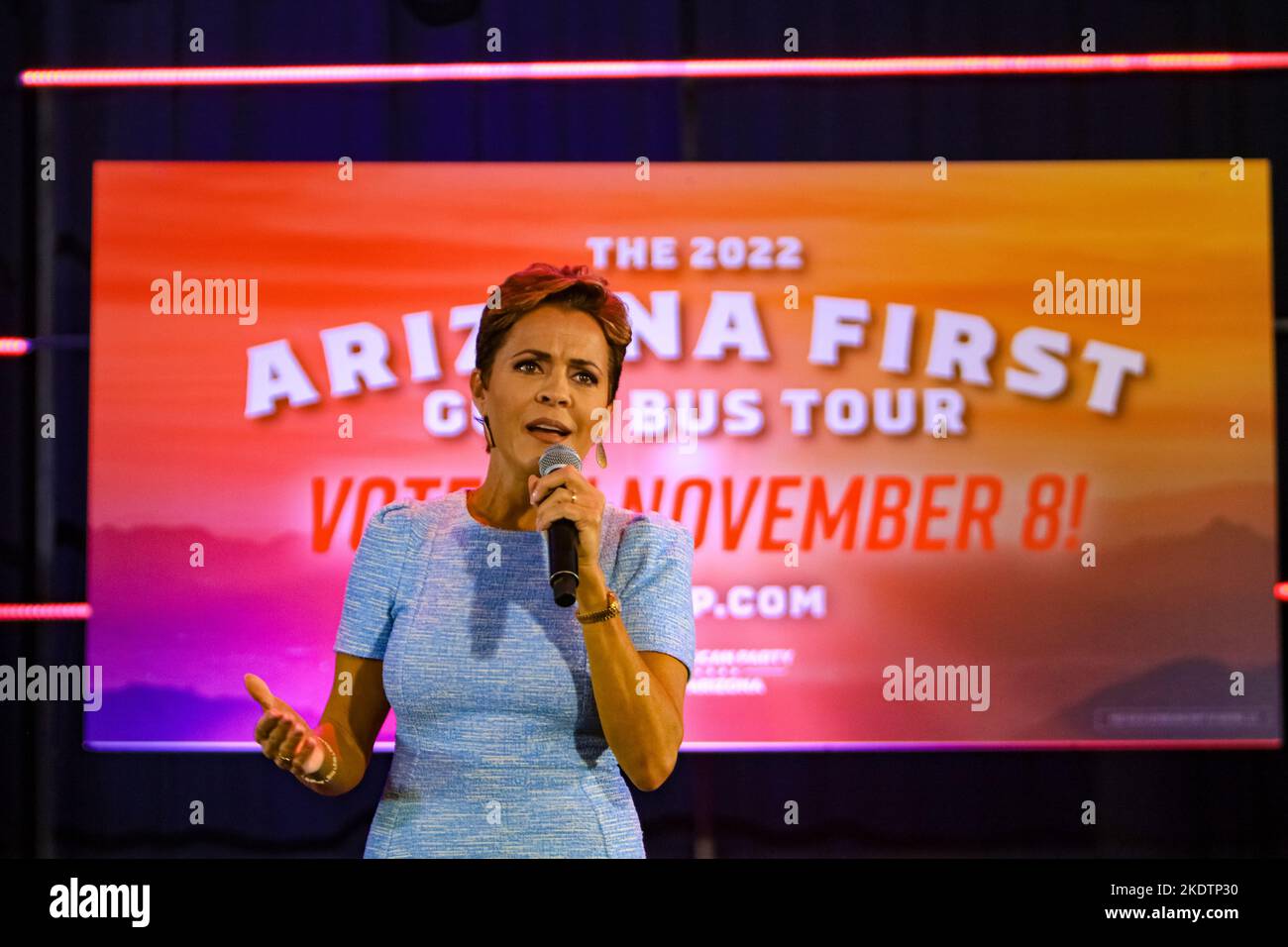 Republican party takes their show on the road for one last hurrah ...