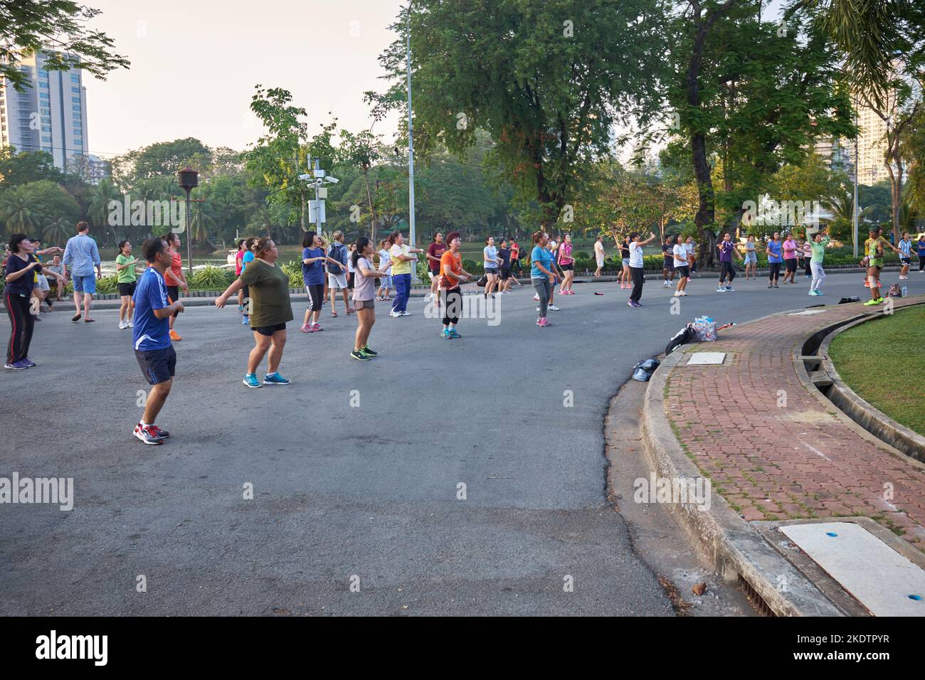 Lumpinee park bangkok hi-res stock photography and images - Alamy