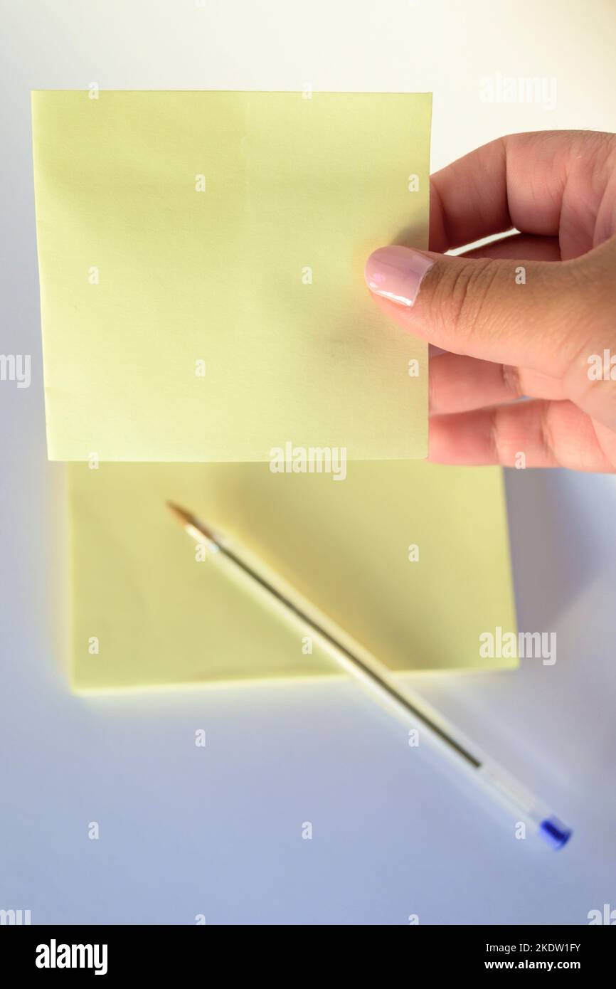 Hand holding painted note hi-res stock photography and images - Alamy