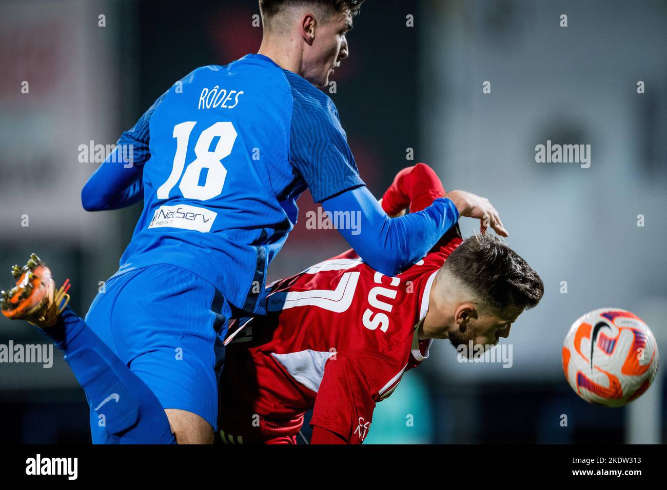 Dender's Nathan Rodes and Standard's Osher Davida fight for the ball ... Dender's Nathan Rodes and Standard's Osher Davida fight for the ball ...