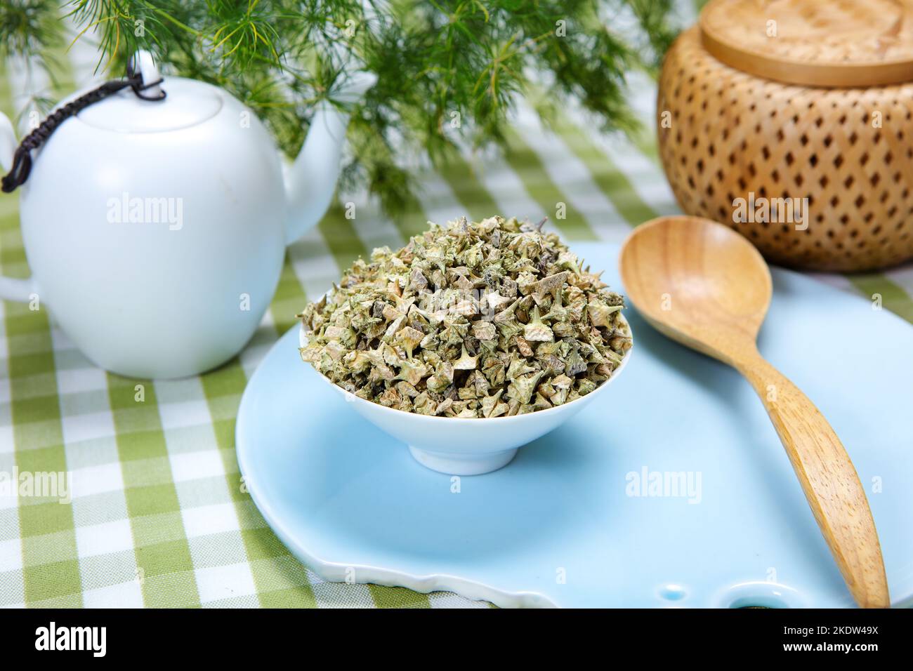 Chinese herbal medicine white thistle Stock Photo - Alamy