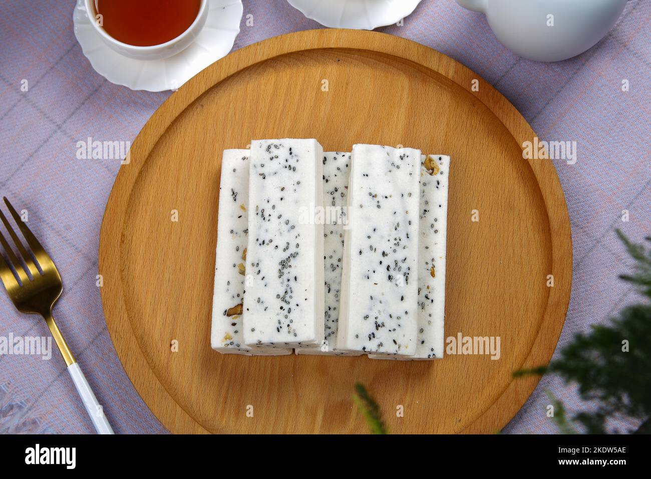 Sweetened rice flour cake hi-res stock photography and images - Alamy