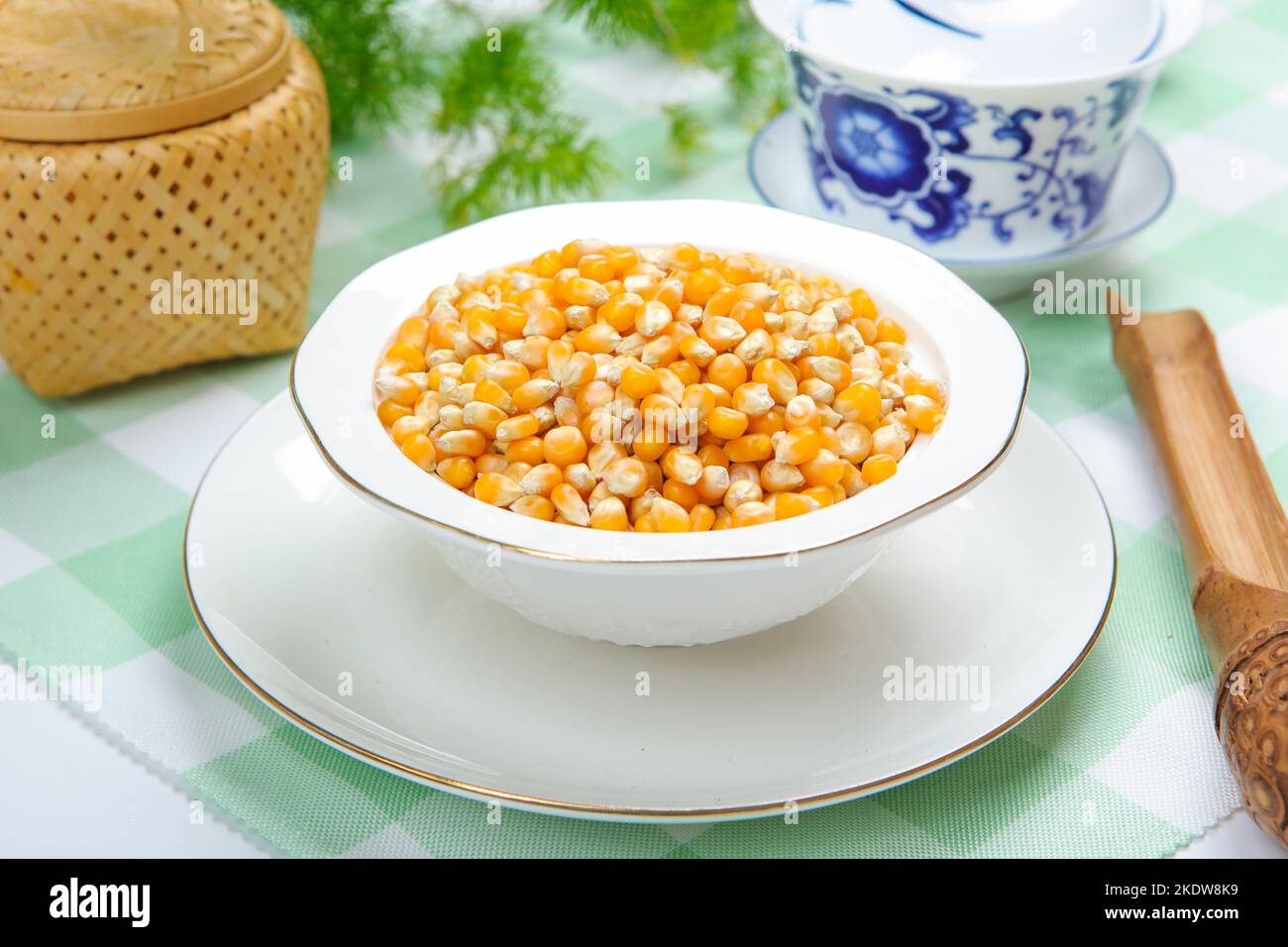 A small amount of corn Stock Photo - Alamy