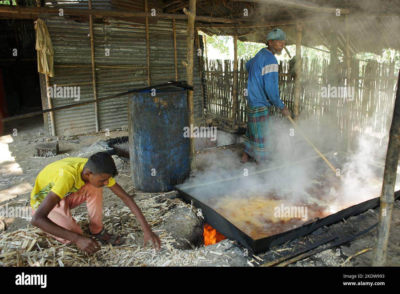 Manufacturing jaggery hi-res stock photography and images - Alamy
