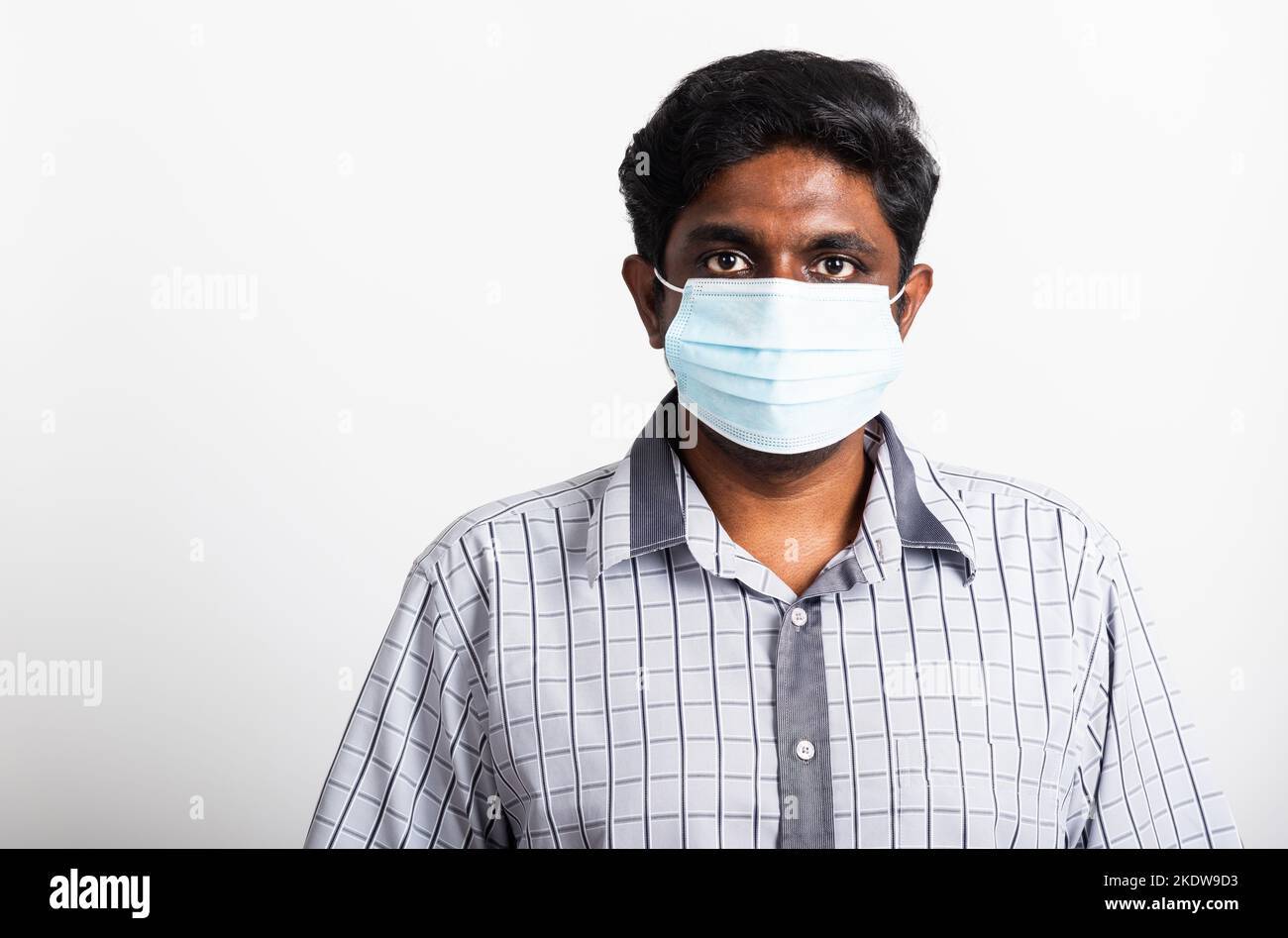 black man wearing face mask protective from virus coronavirus Stock ...