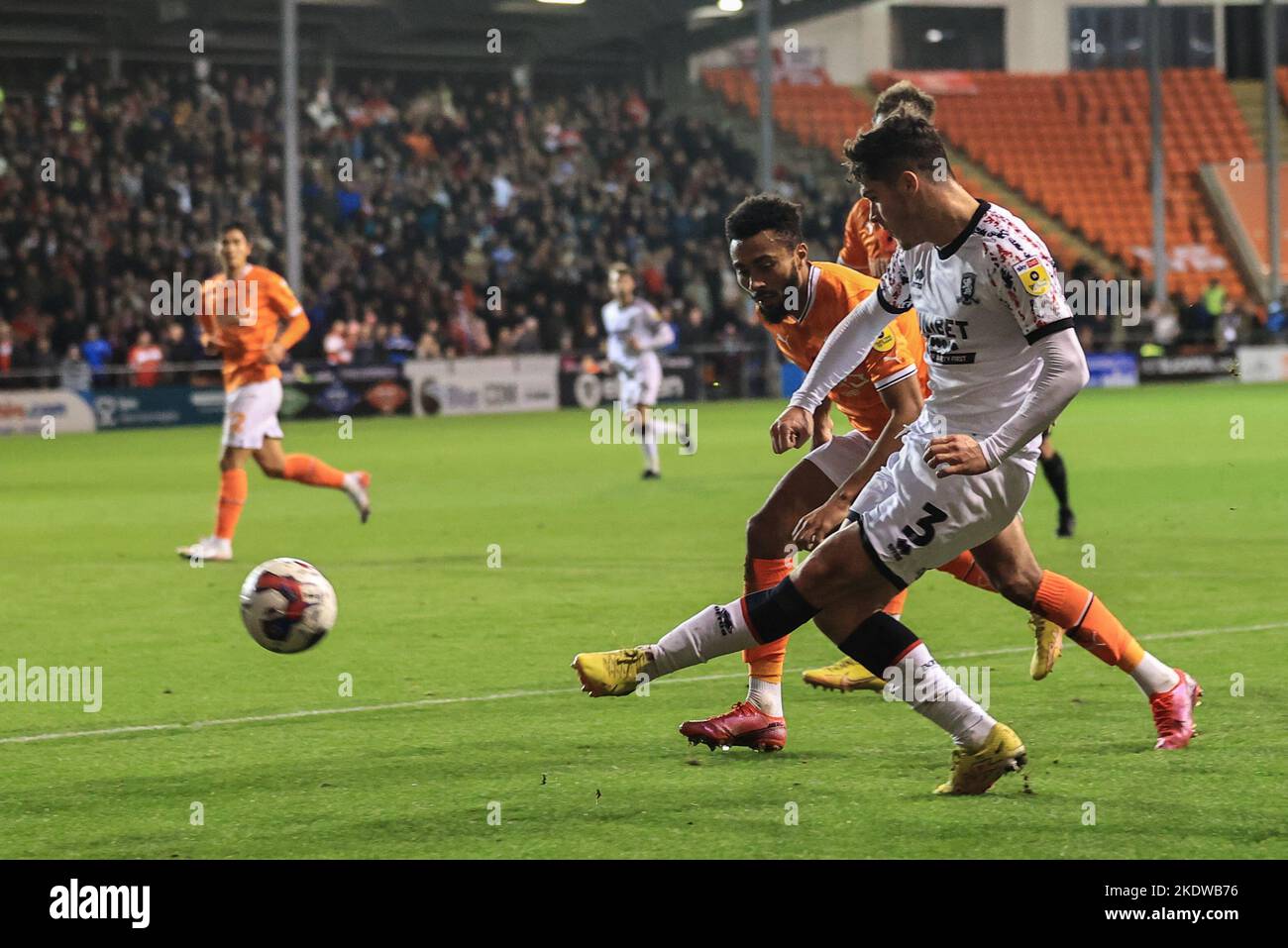 Ryan Giles #3 of Middlesbrough crosses the ball during the Sky Bet ...
