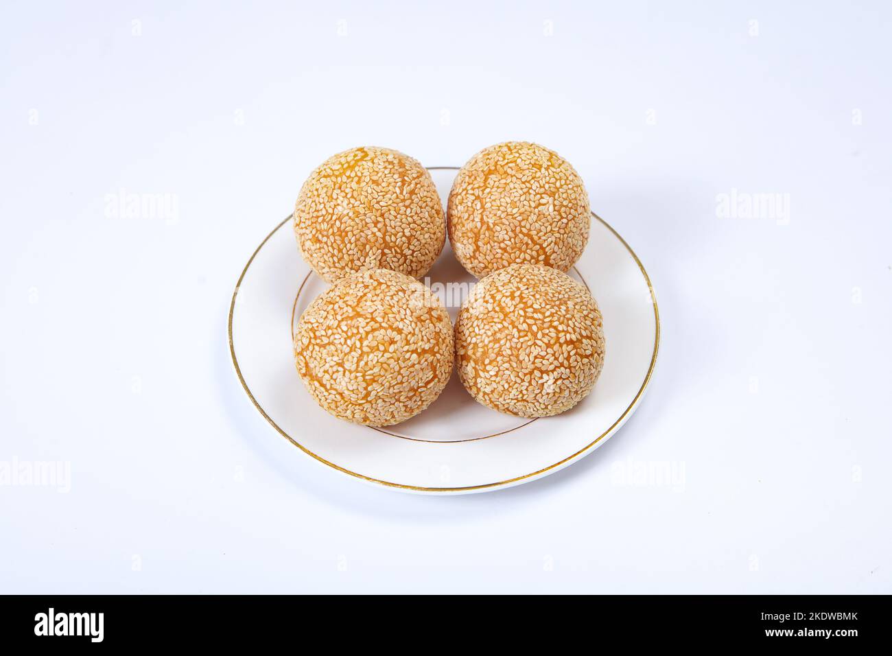White sesame seed balls hi-res stock photography and images - Alamy