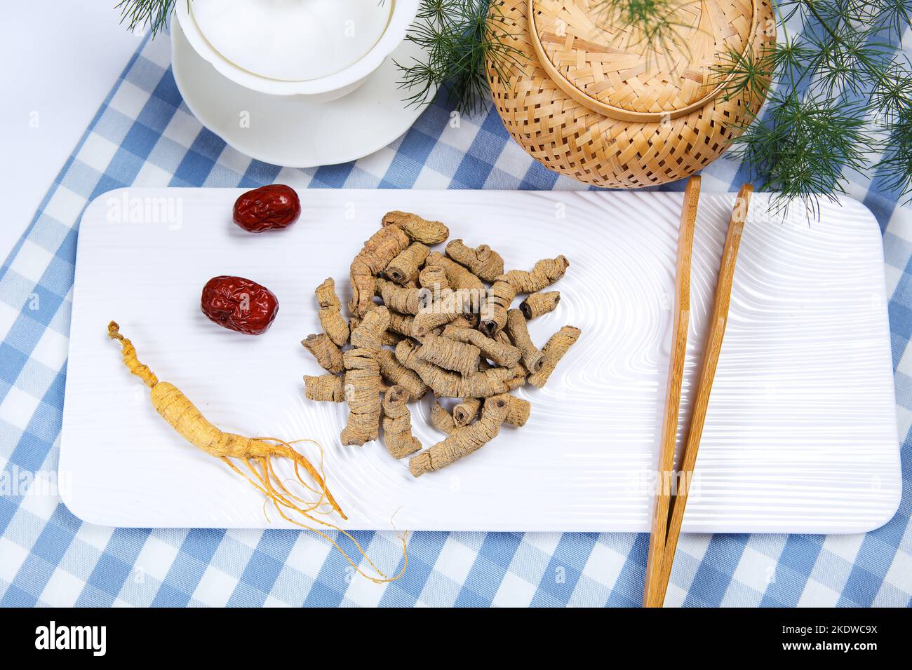 Chinese herbal medicine medicinal indianmulberry root Stock Photo - Alamy