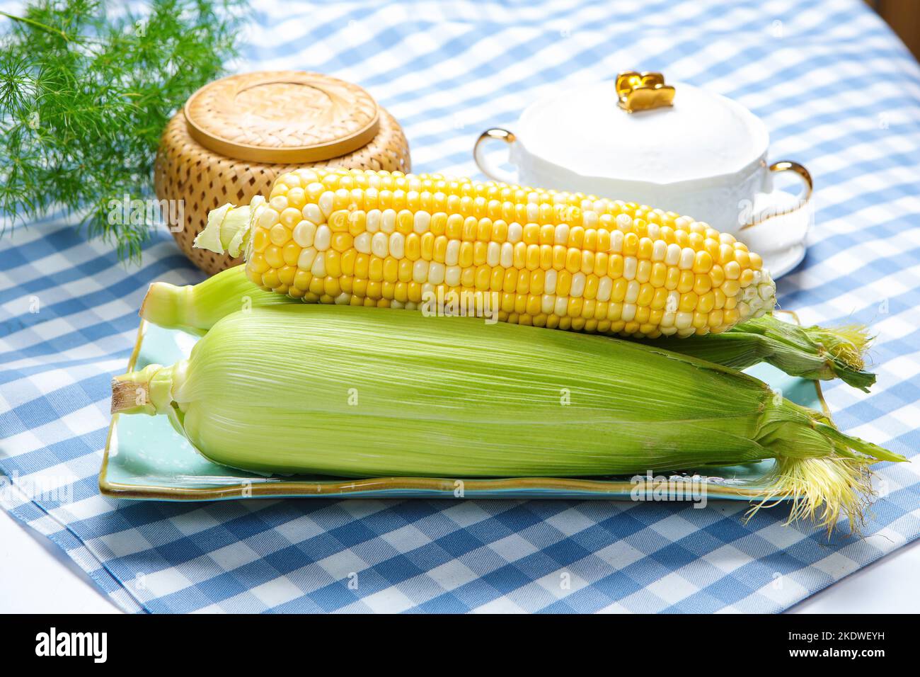 A small amount of corn Stock Photo - Alamy