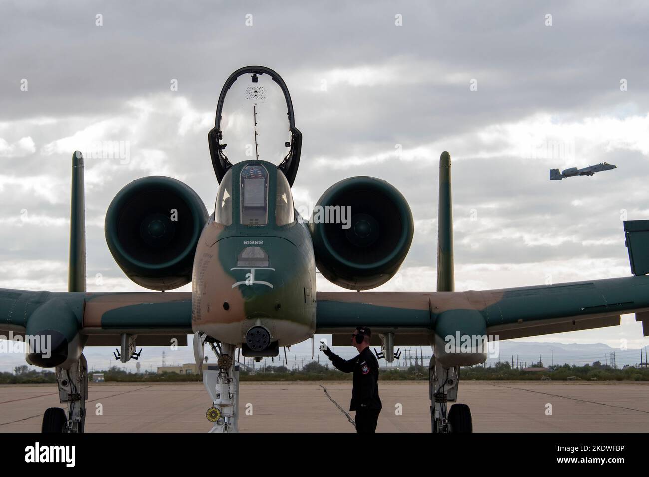 U.S. Air Force Staff Sgt. Robert Benson, A-10C Thunderbolt II ...