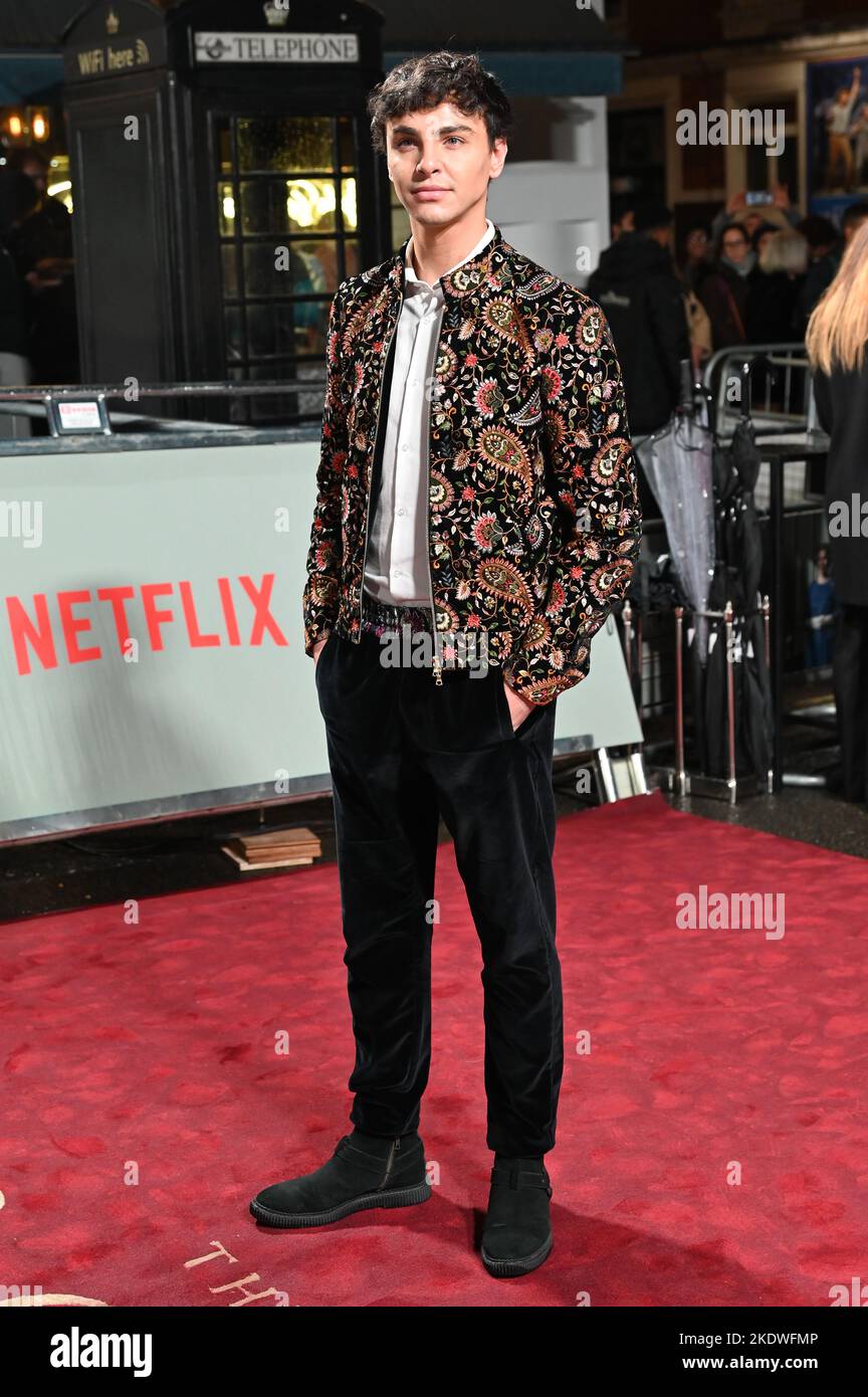 London, UK. 8th November, 2022. Stevie Ruffs attends Netflix Present ...