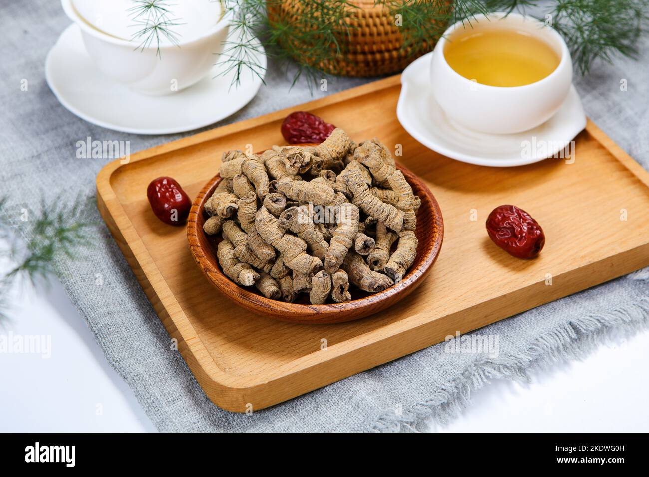 Chinese herbal medicine medicinal indianmulberry root Stock Photo - Alamy