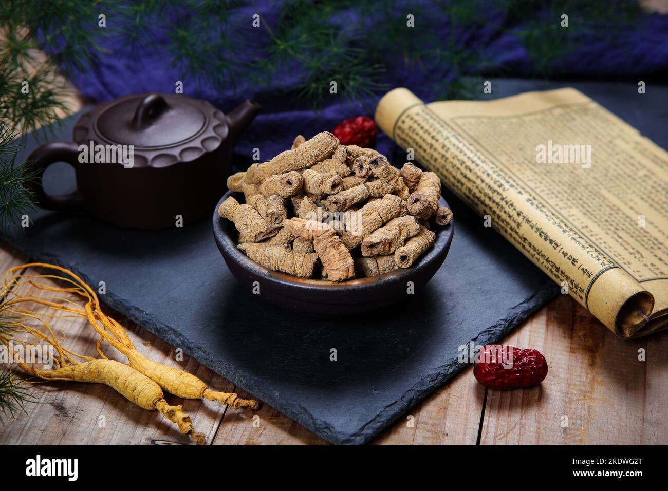 Chinese herbal medicine medicinal indianmulberry root Stock Photo - Alamy