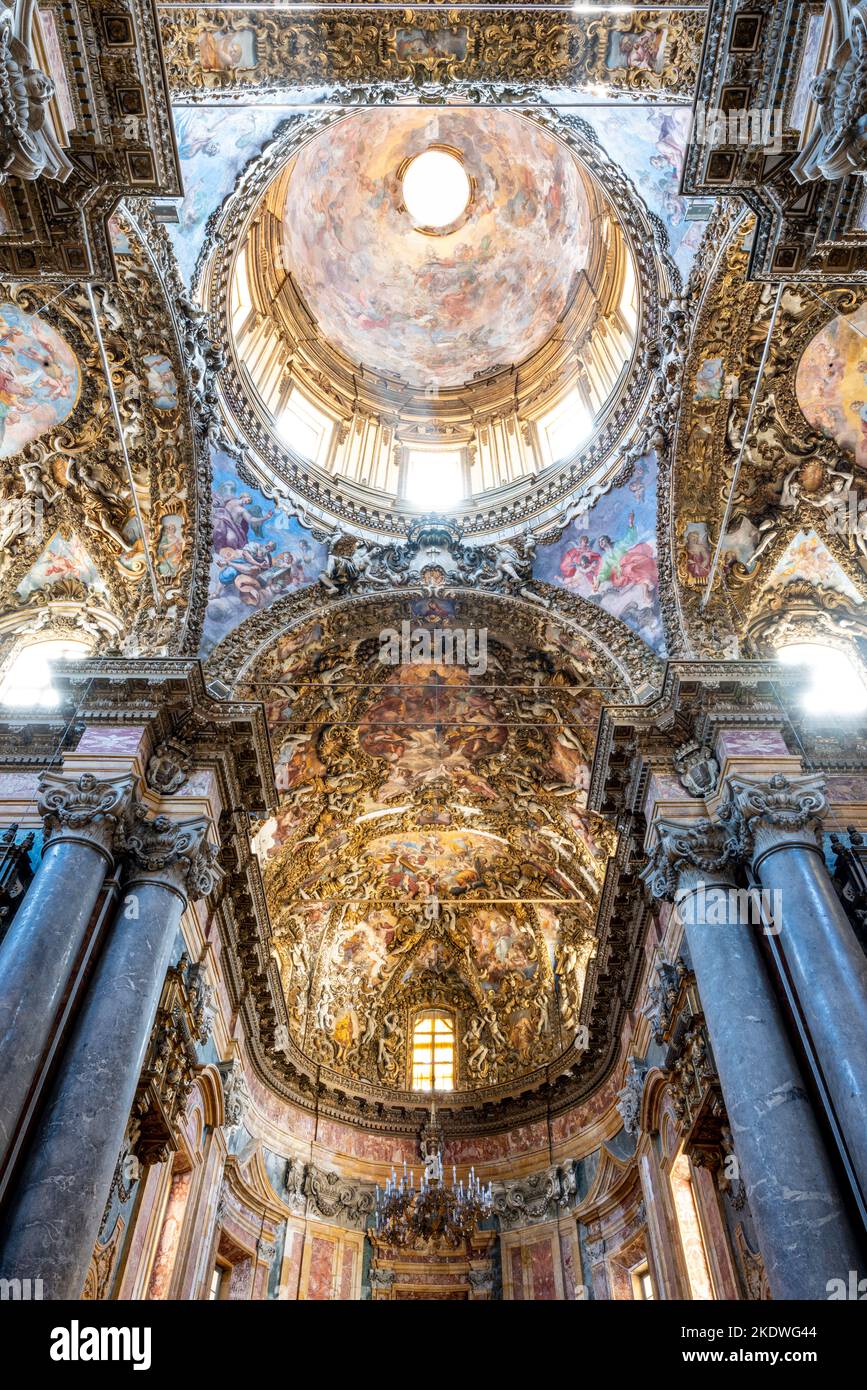 Beautiful baroque church interior hi-res stock photography and images ...
