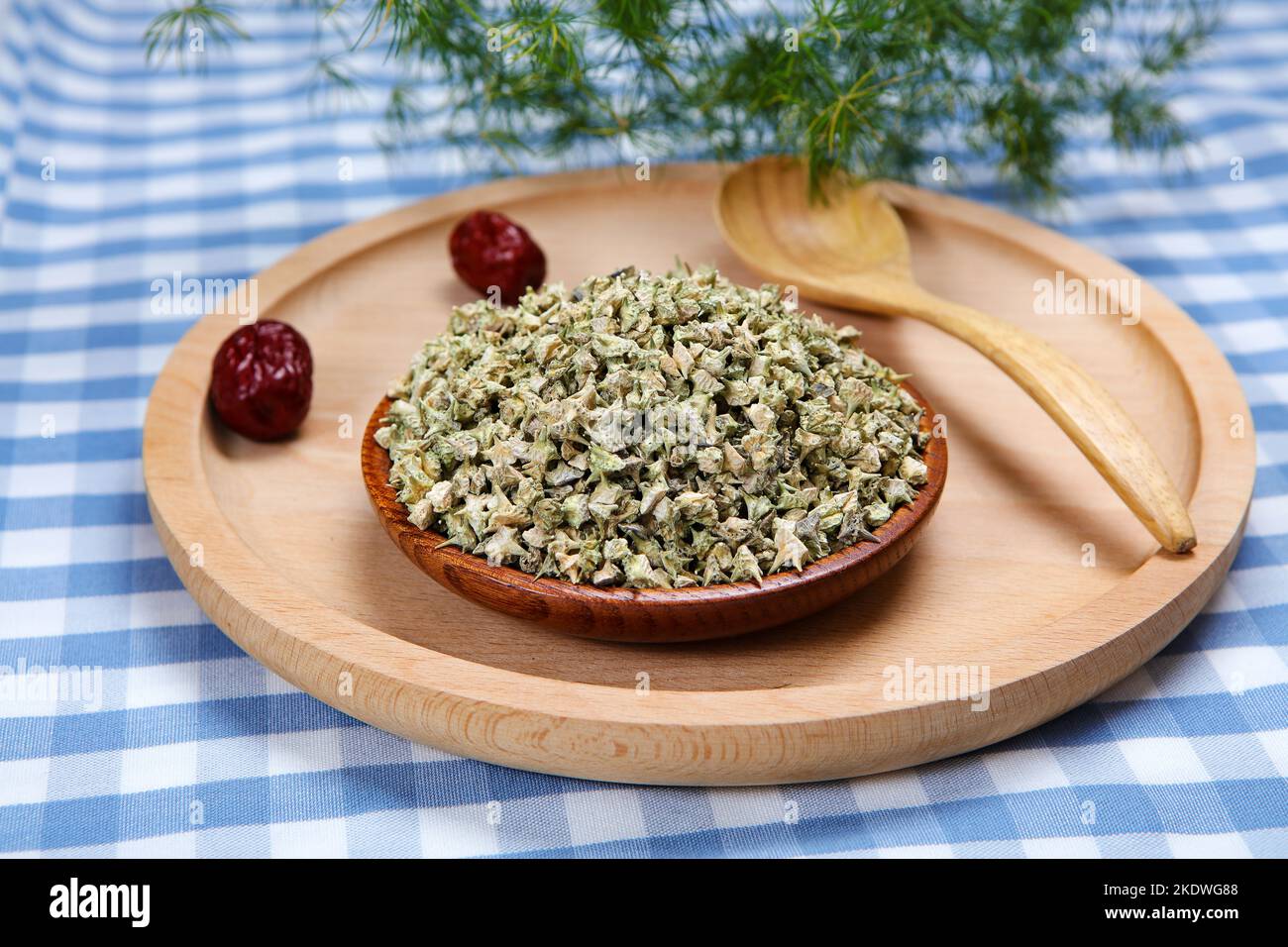 Chinese herbal medicine white thistle Stock Photo - Alamy