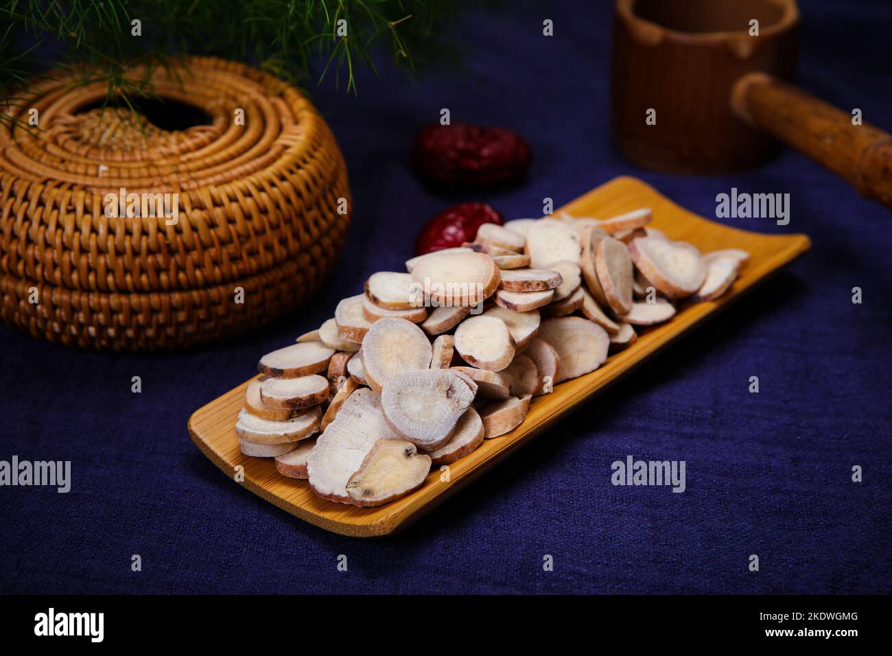 Paeoniae radix alba hi-res stock photography and images - Alamy